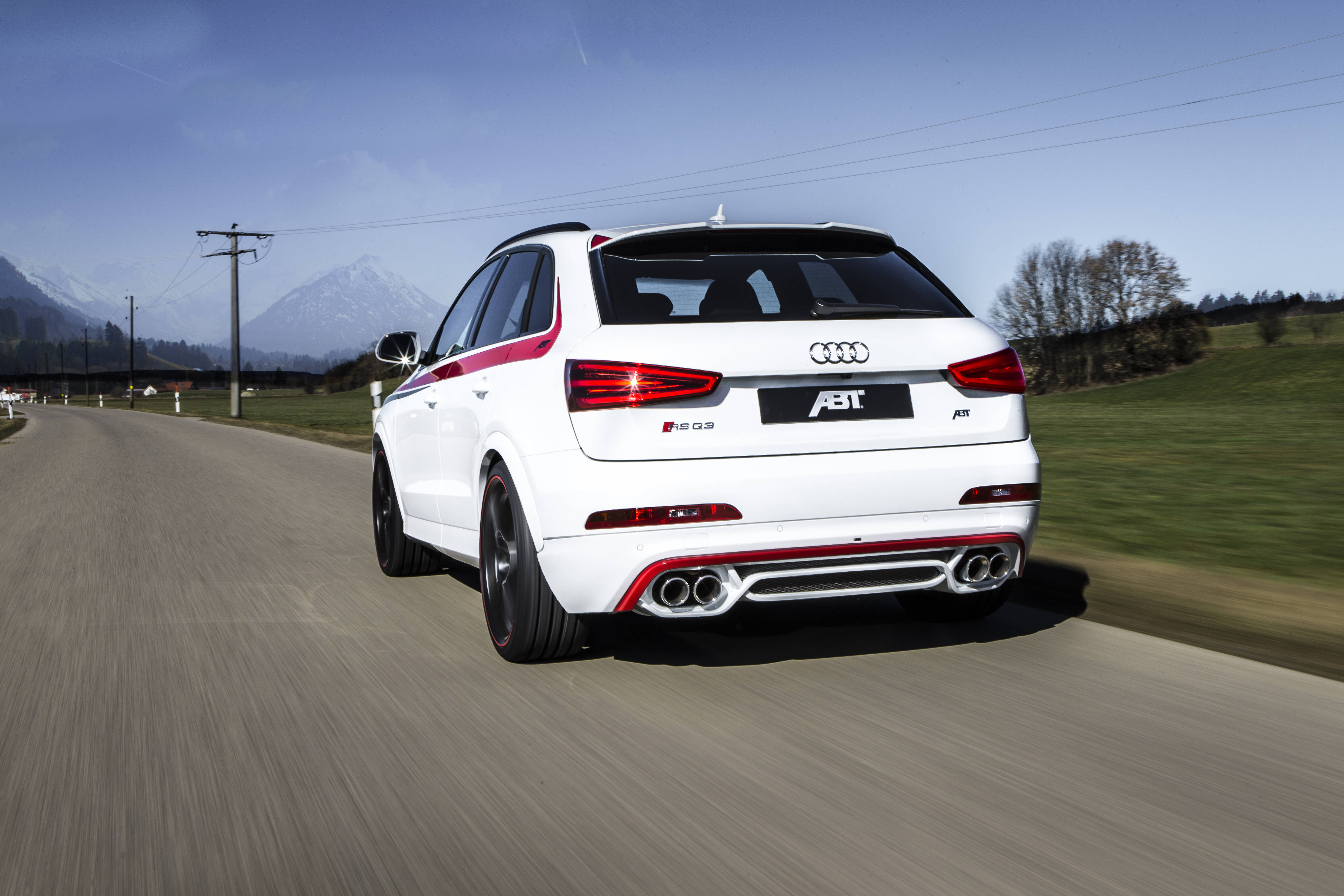 GENF 2014: Wow-weißes SUV Spektakel - 410 PS im ABT RS Q3 - Audi Tuning, VW Tuning, Chiptuning ...