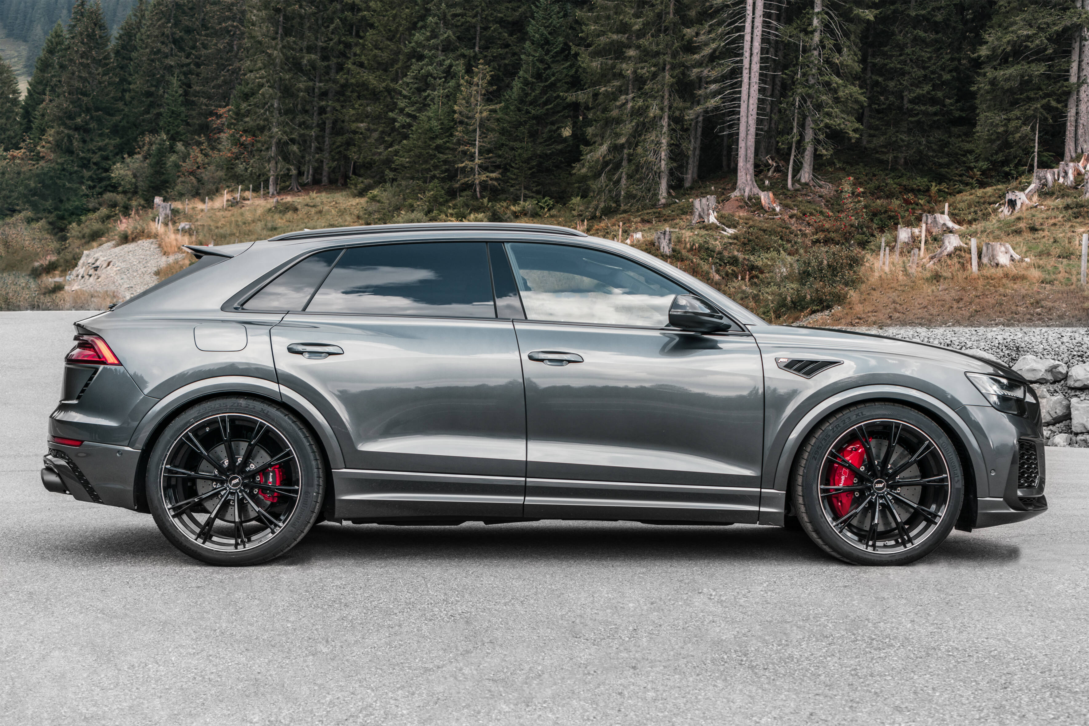 ABT equips Audi RS Q8 with cool exhaust system and 23-inch rims - Audi ...